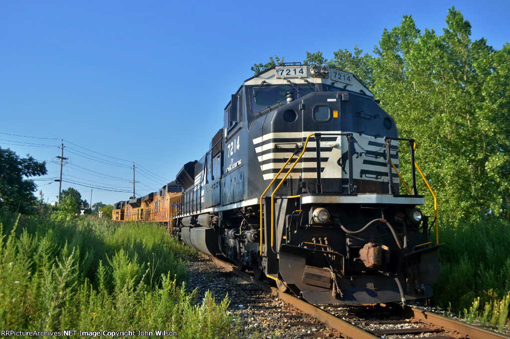 NS 7214